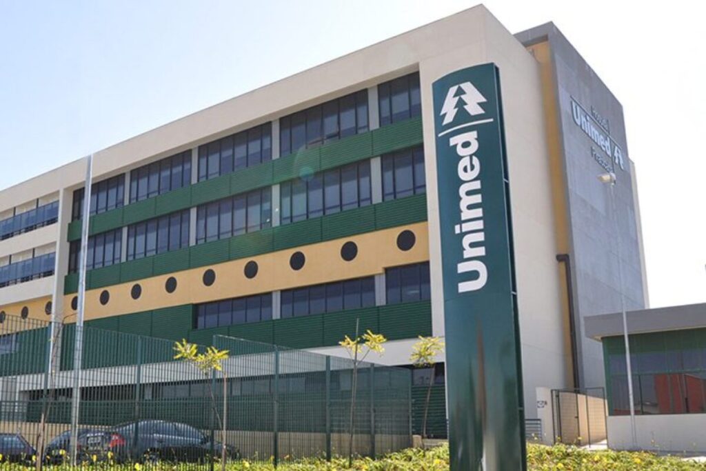 ASSISTENTE ADMINISTRATIVO: Unimed abre Processo Seletivo para Atender ...